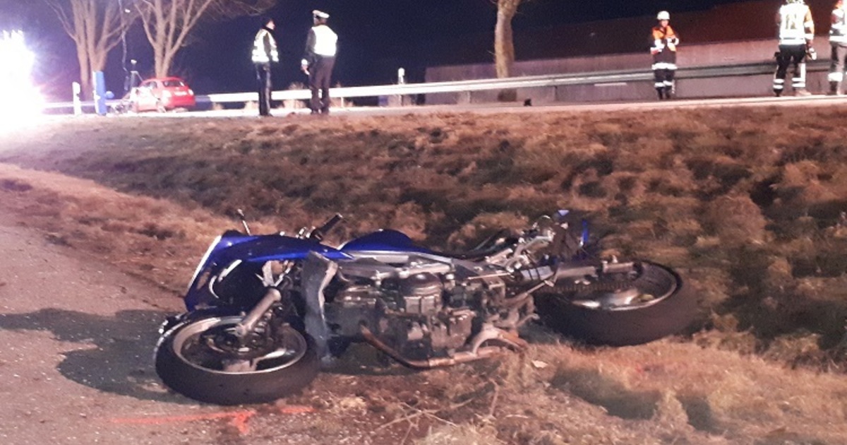 Schwerer Motorradunfall Bei Lengfeld Charivari 8006
