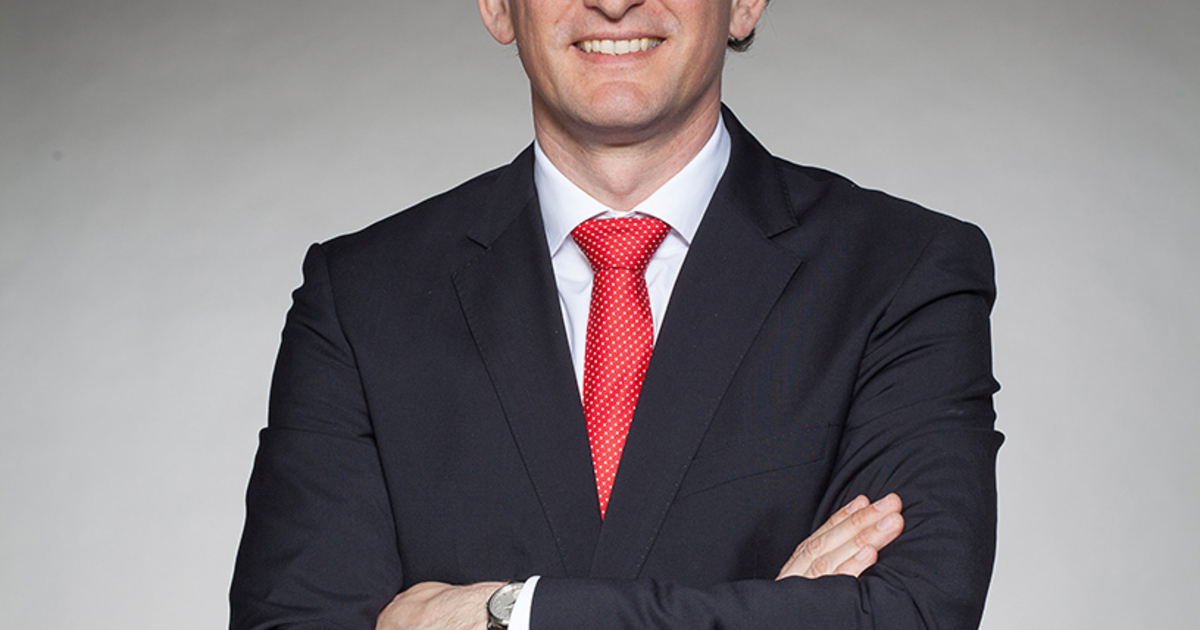 Regensburger Professor berät demnächst den Deutschen Bundestag | charivari